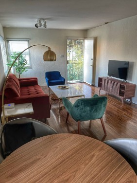 See CrashPads near 74 airports!