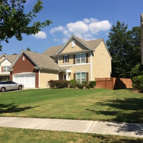 See CrashPads near 65 airports!